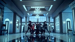 Crunchyroll: Watch Popular Anime, Play Games & Shop Online