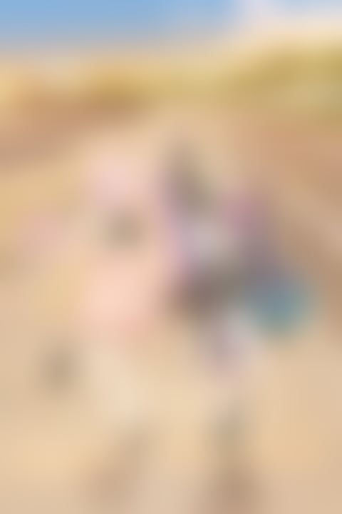 Watch Adachi and Shimamura - Crunchyroll